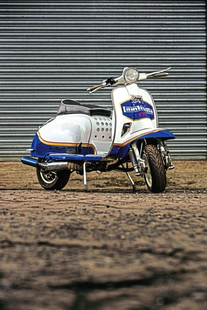 Scootering classics: Rothmans Racer - Scootering Magazine